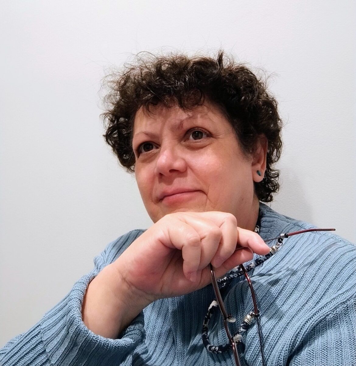 “De humo y miel”, poemas de Odette Alonso – Revista Soma